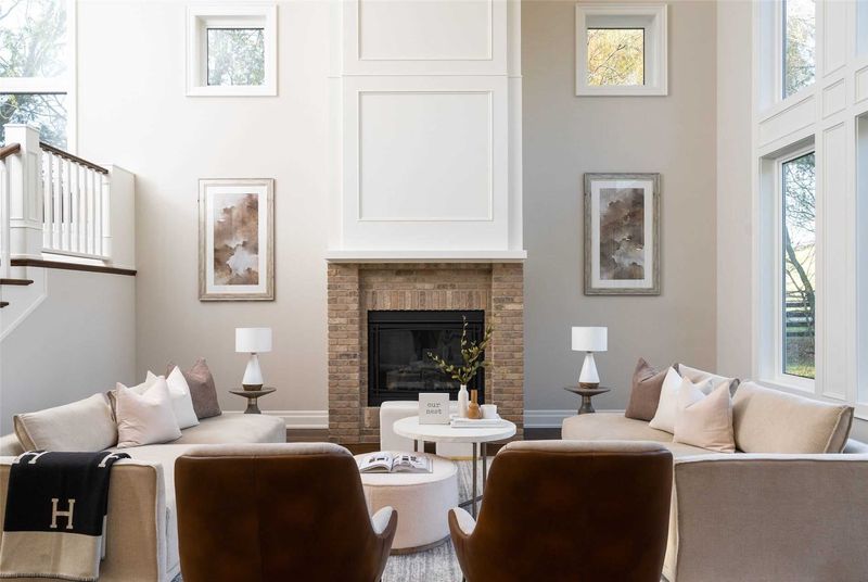 Home Staging, Interior Design & Curated Home Furnishings