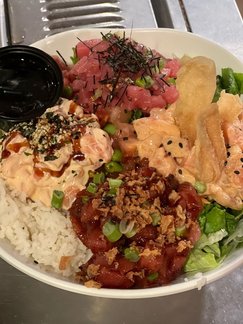 Fish Tail Seafood Grill & Poke