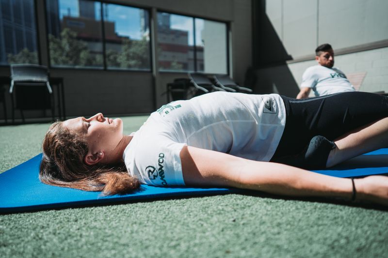 pliability | 19 IT Band Exercises to Strengthen, Stretch & Support Your ...