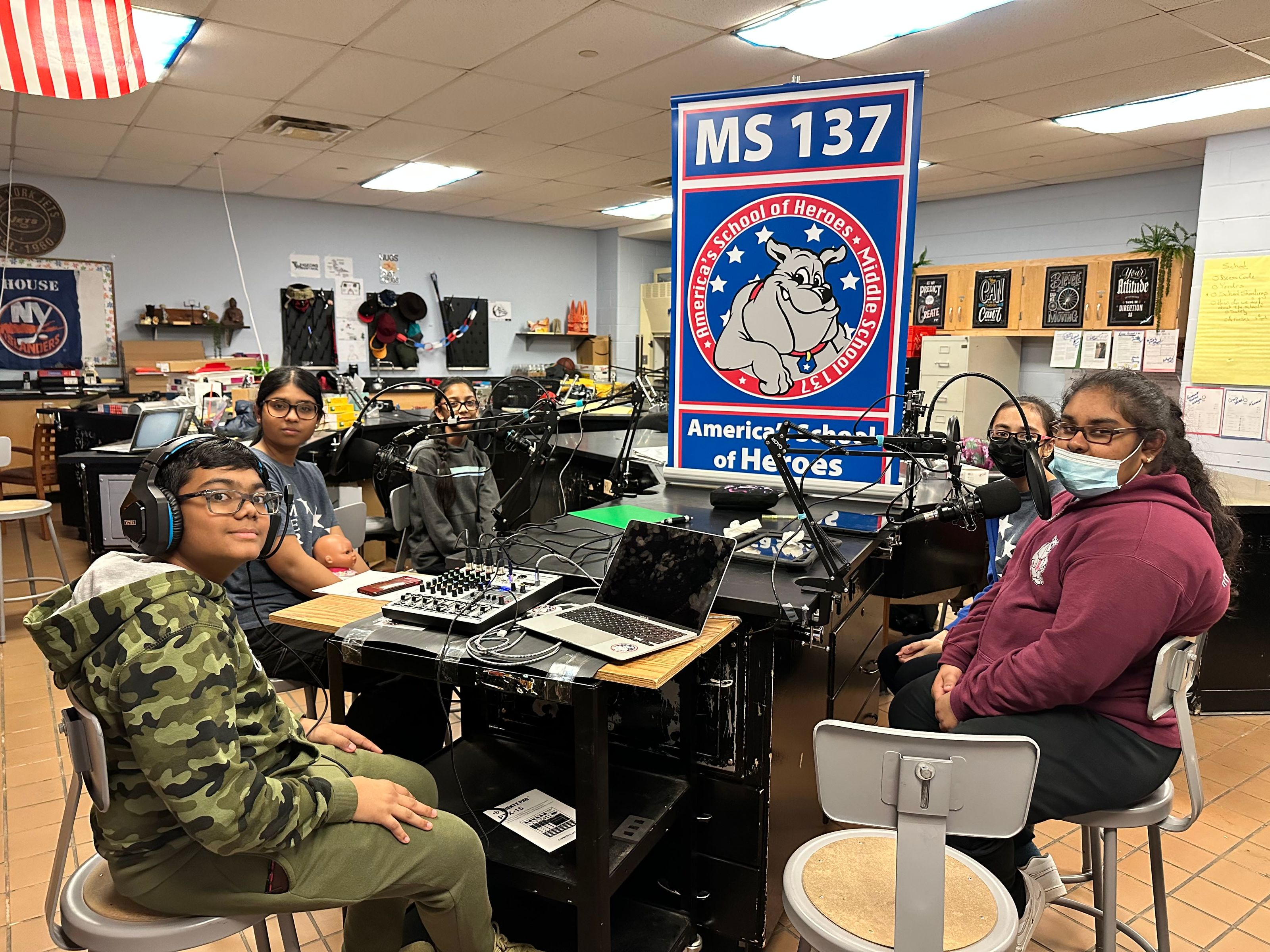 MS 137 Americas School of Heroes