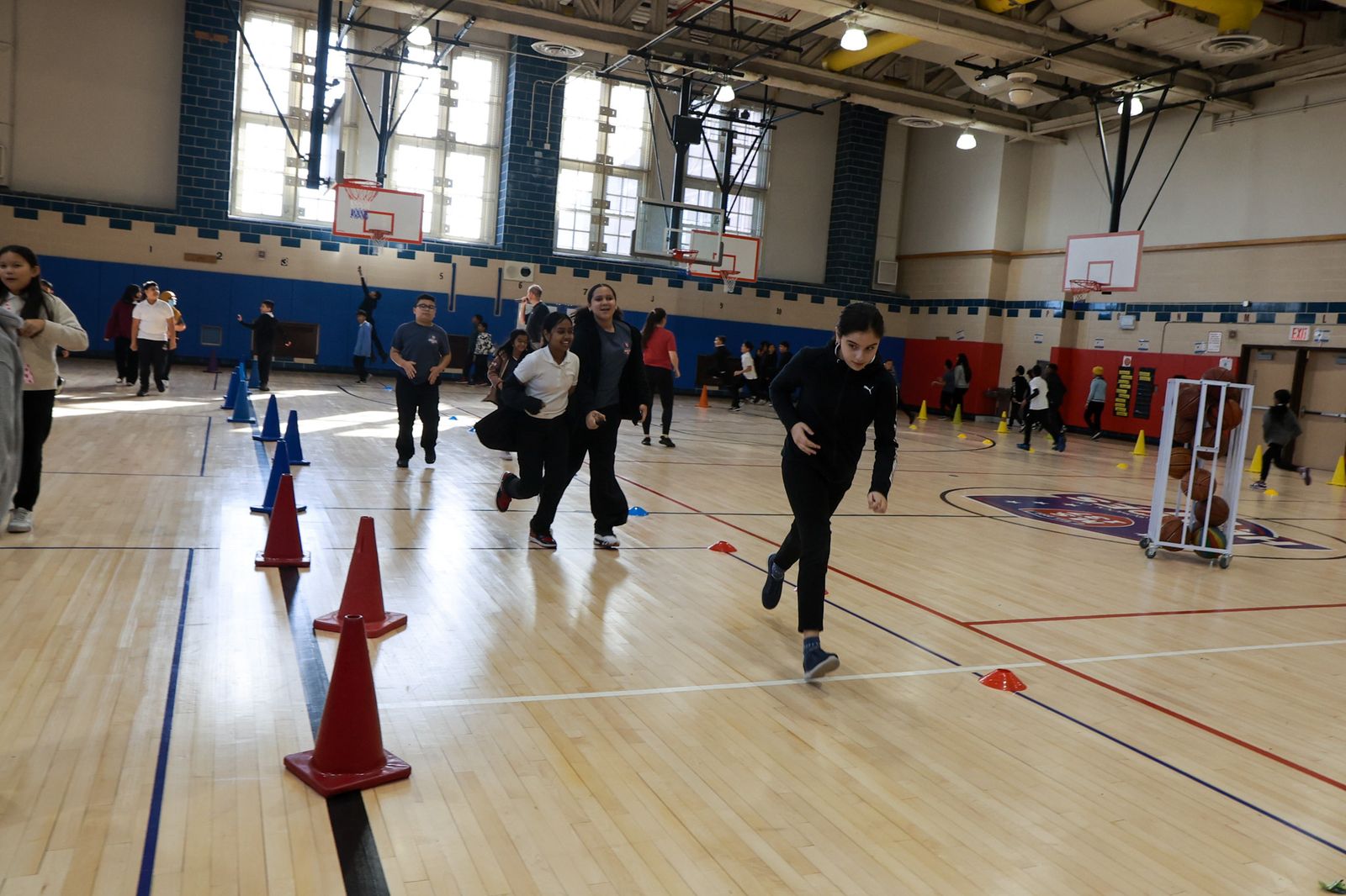 MS 137 Americas School of Heroes