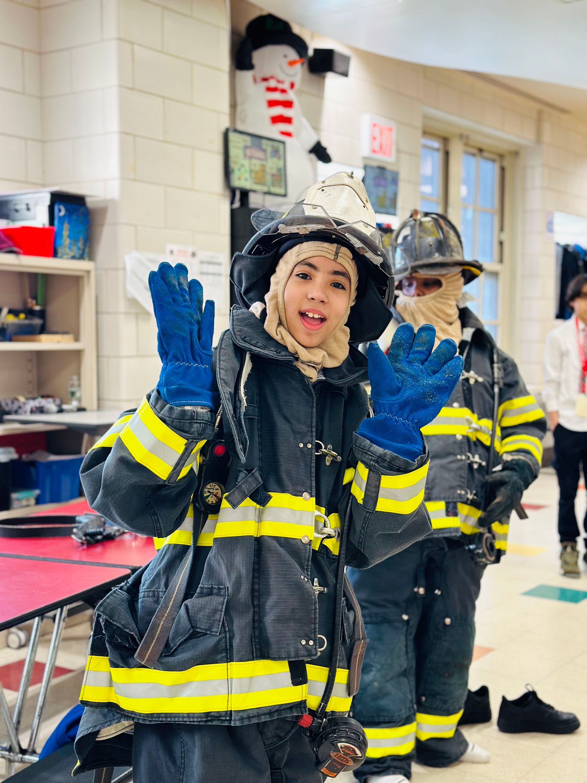 MS 137 Americas School of Heroes