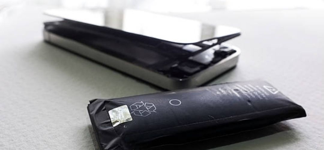 Swollen Phone Battery? Here's What to Do