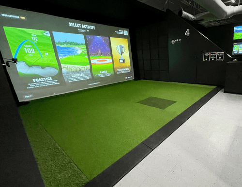 London Indoor Golf Driving Range with Simulators & Screen