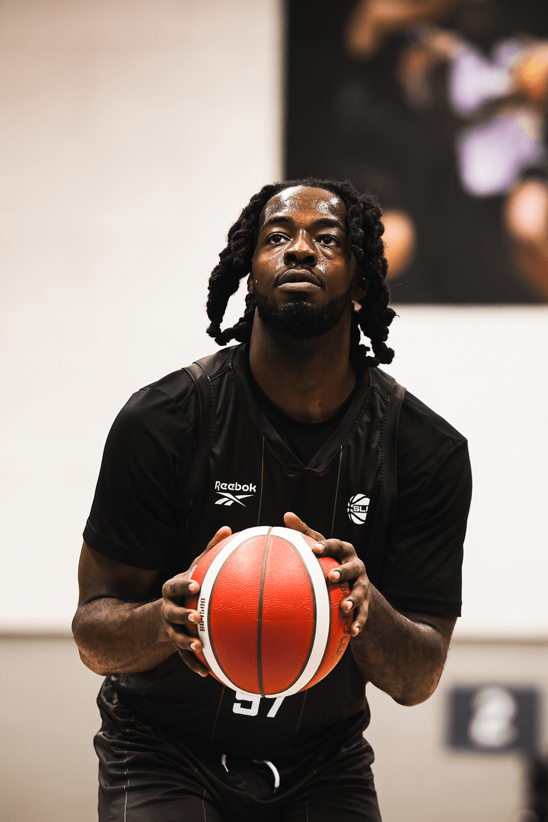 Manchester Basketball | Men's Roster