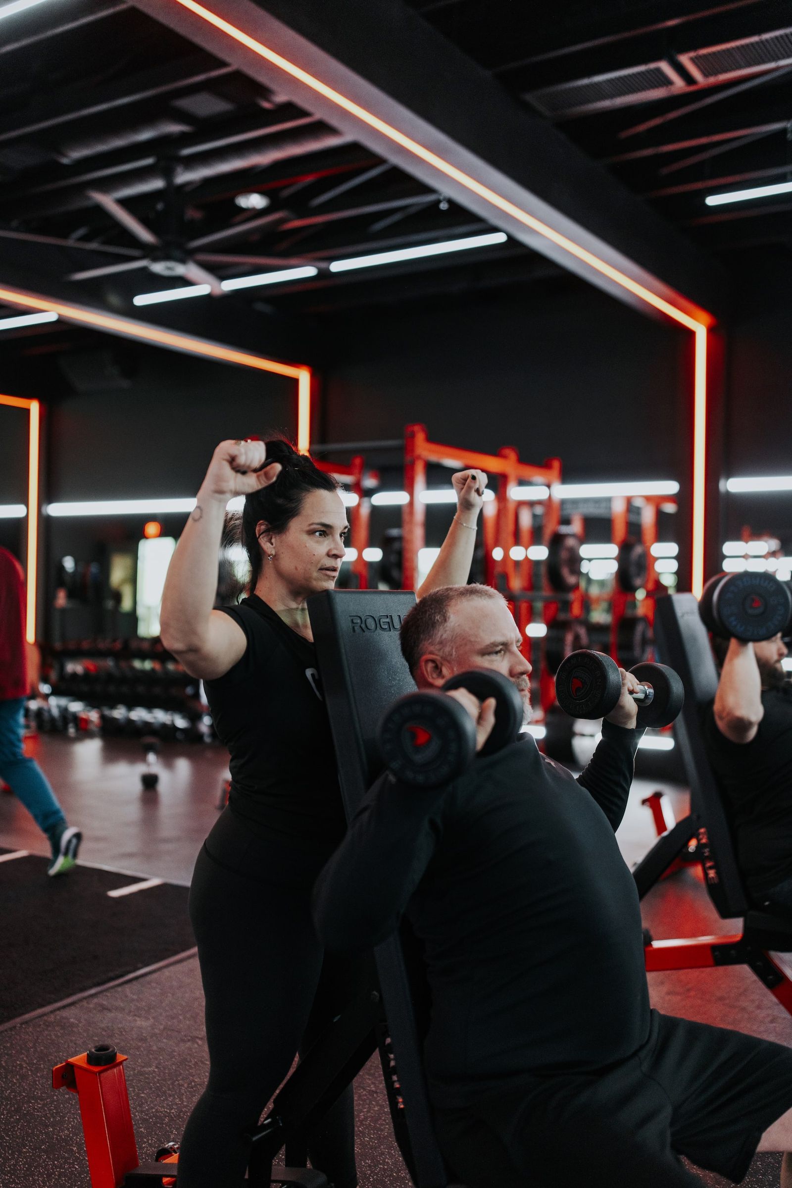 Evolve Worldwide: Unleash Your Best Self with Elite Fitness & Nutrition