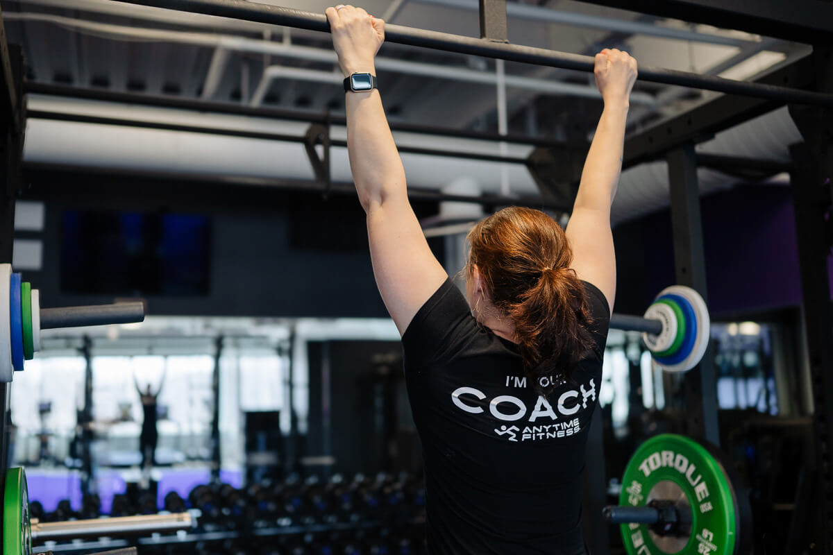 Unexpected Dead Hang Benefits You Don’t Want to Miss | Anytime Fitness