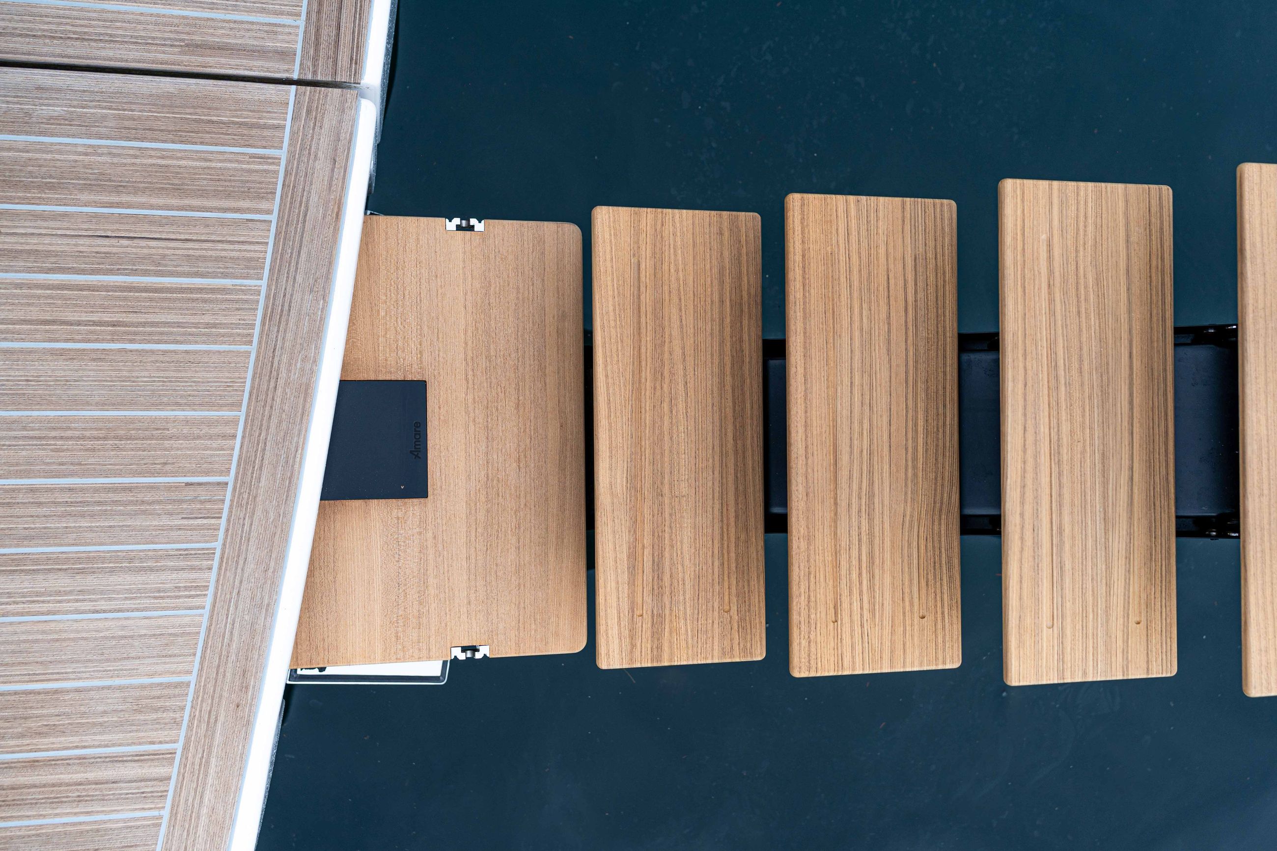 Arya Multifunctional Gangway | Amare Group