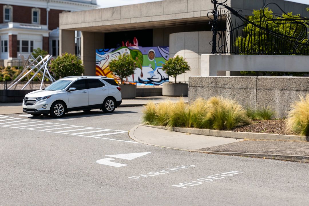 Visit Information | Hunter Museum of American Art