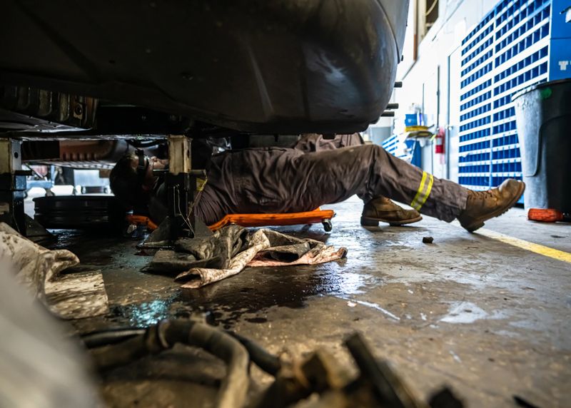 Heavy Duty Truck Repair Services in San Antonio, TX | Bennett Truck Center