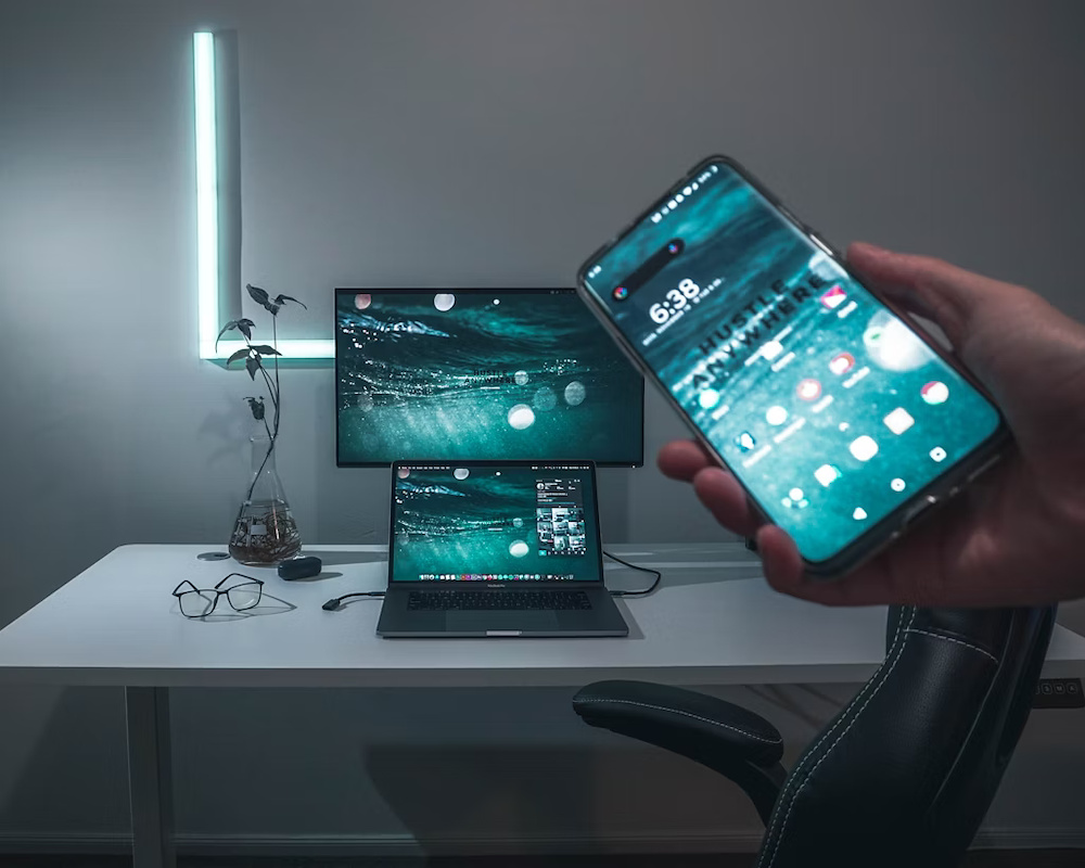 Channel Bonding vs MIMO: Network Performance Comparison