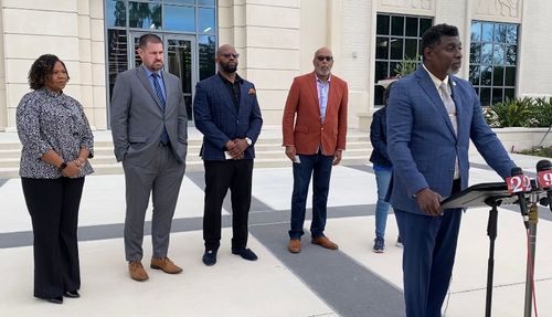 Former Ocoee Commissioner Oliver holds city hall press conference after ...