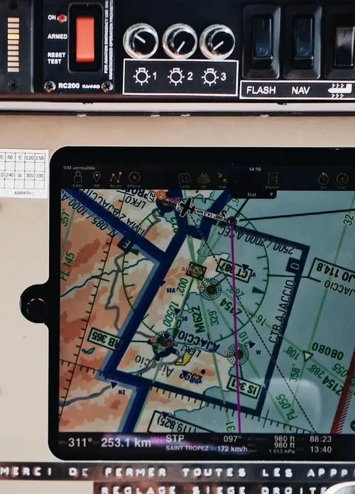 Compact and secure satellite communicator | Higher Ground