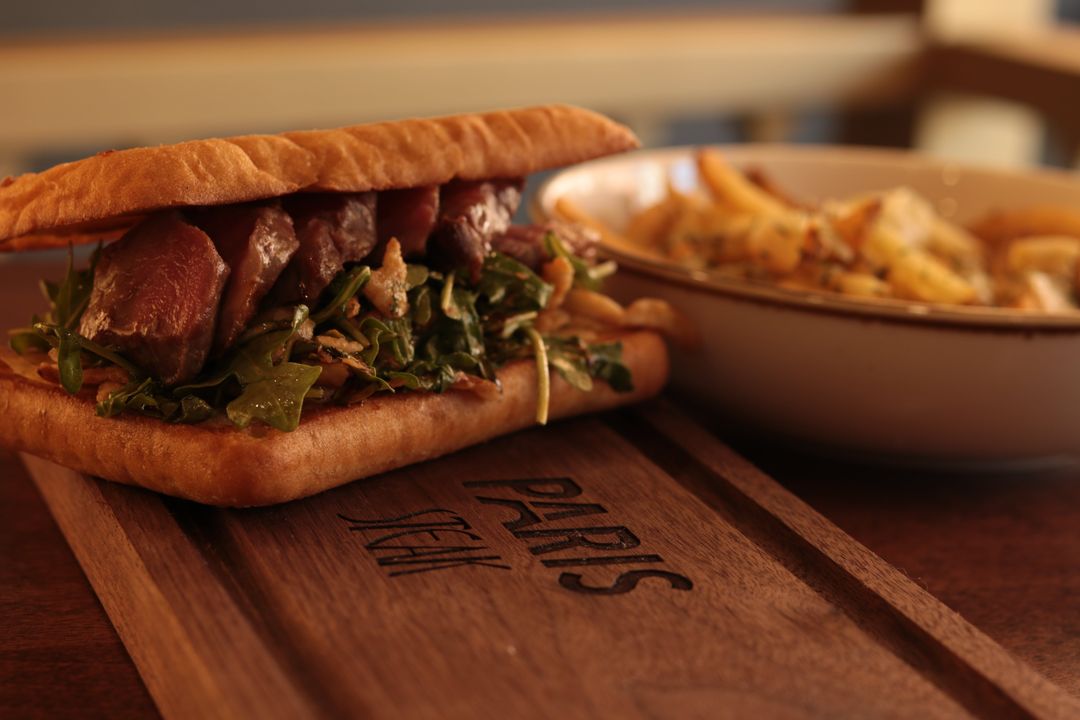 Paris Steak, Toronto