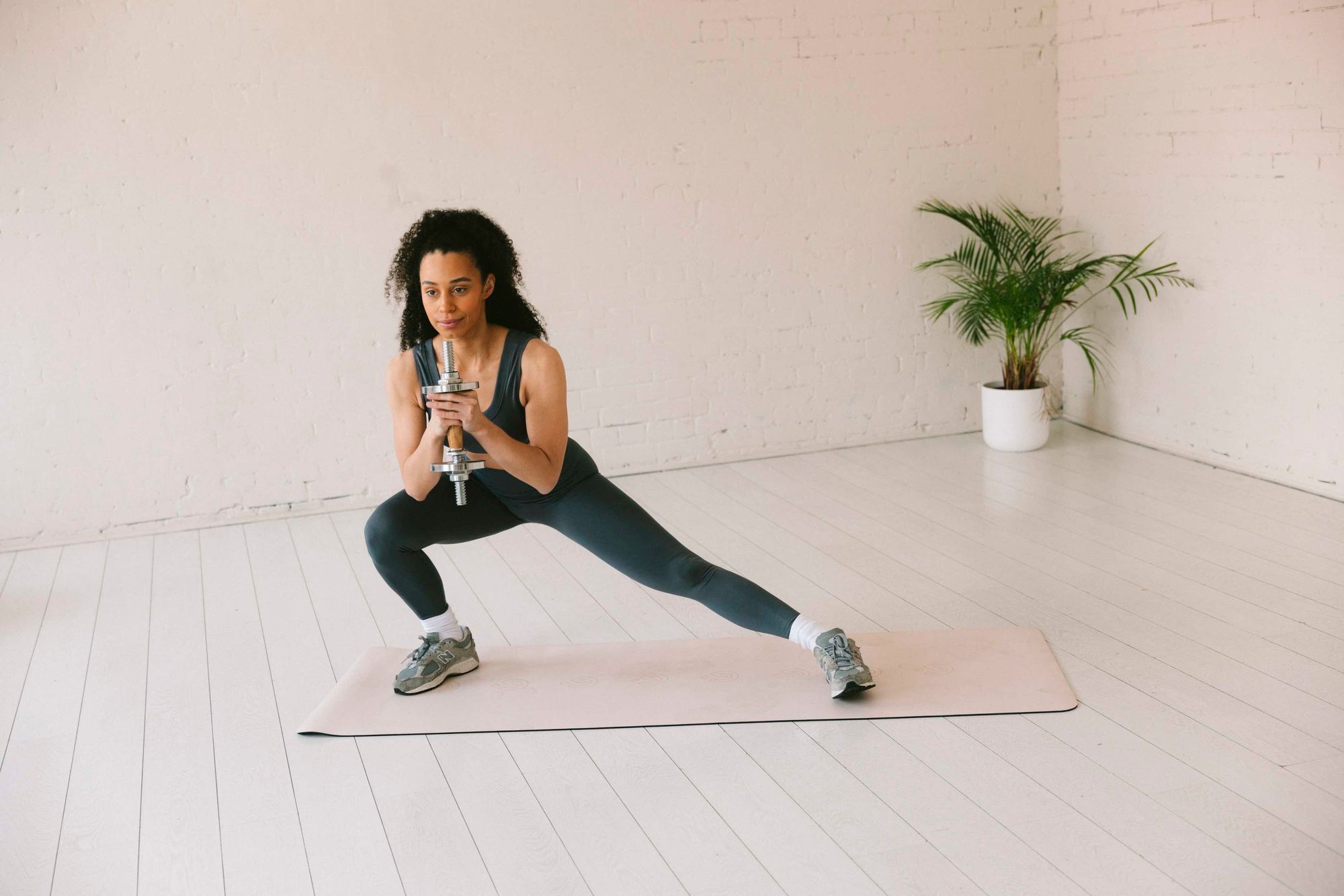 WeGLOW - The Best Fitness App For Women