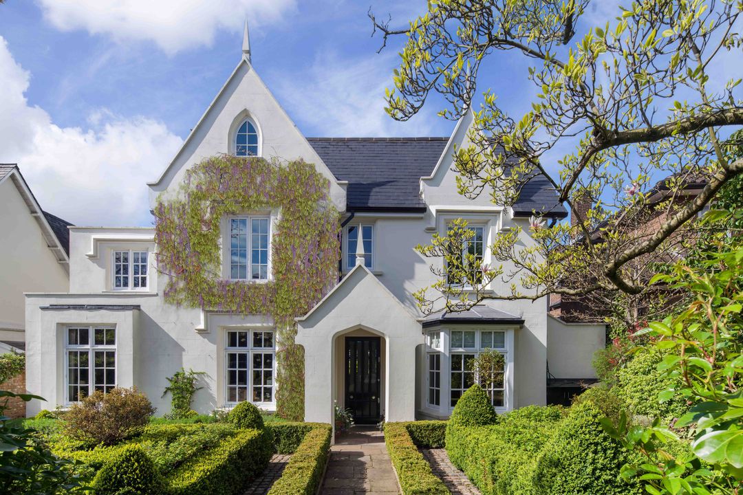 Arya Douge | Bespoke, Beautifully-Crafted Architecture