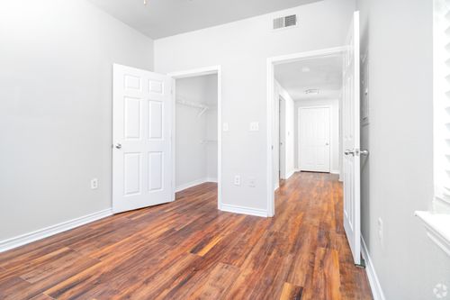 Luxury Apartment San Antonio - San Antonio Apartment for Rent | Costa ...