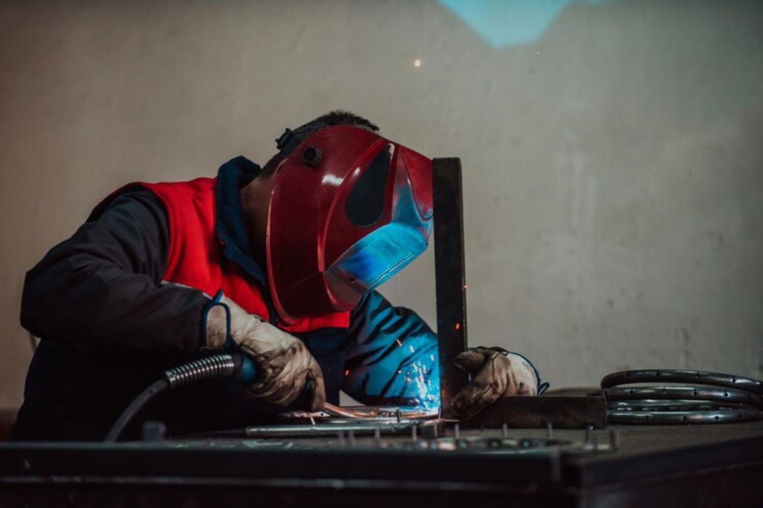 Ergonomic Welding: Tools and Setup Tips to Reduce Fatigue | Tentacle Tools