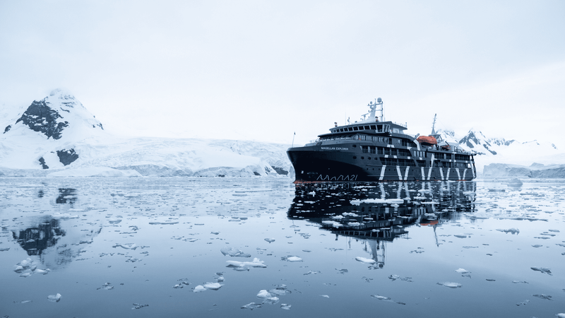 5 Famous Antarctic Explorers You Need to Know | A21