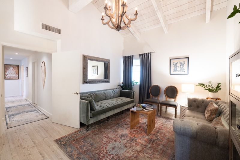 Home - Massage Studio