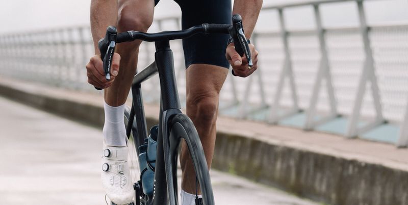 SWI Cycling: Custom Carbon Road Bikes