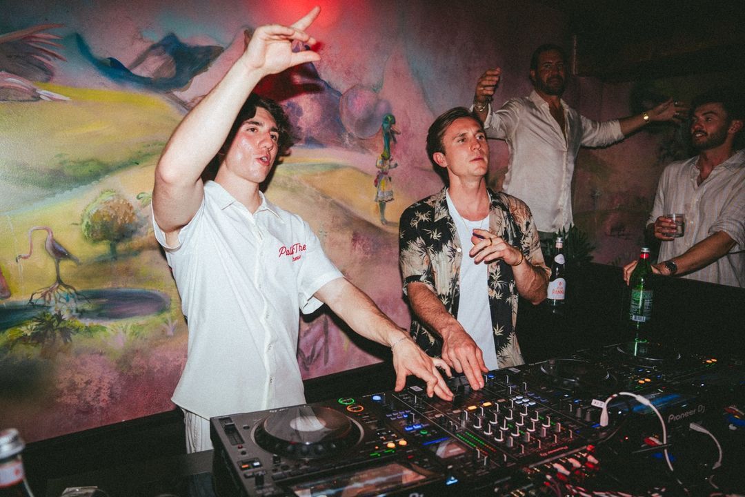 Mary Lou’s Palm Beach - Decadent Dining, Cocktails & Entertainment.