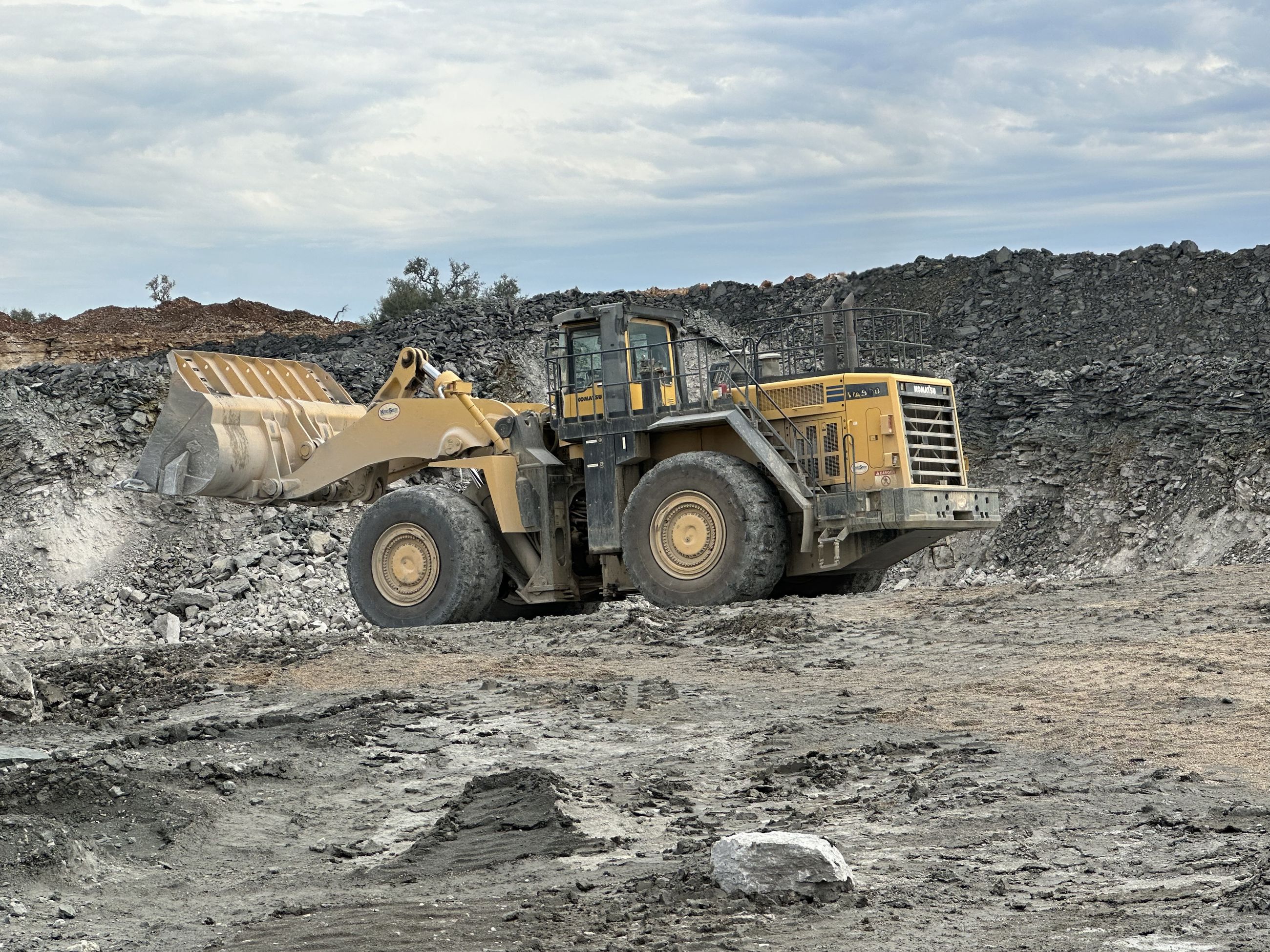 Clean Fill Dirt vs. Regular Dirt, Differences | Soil Connect