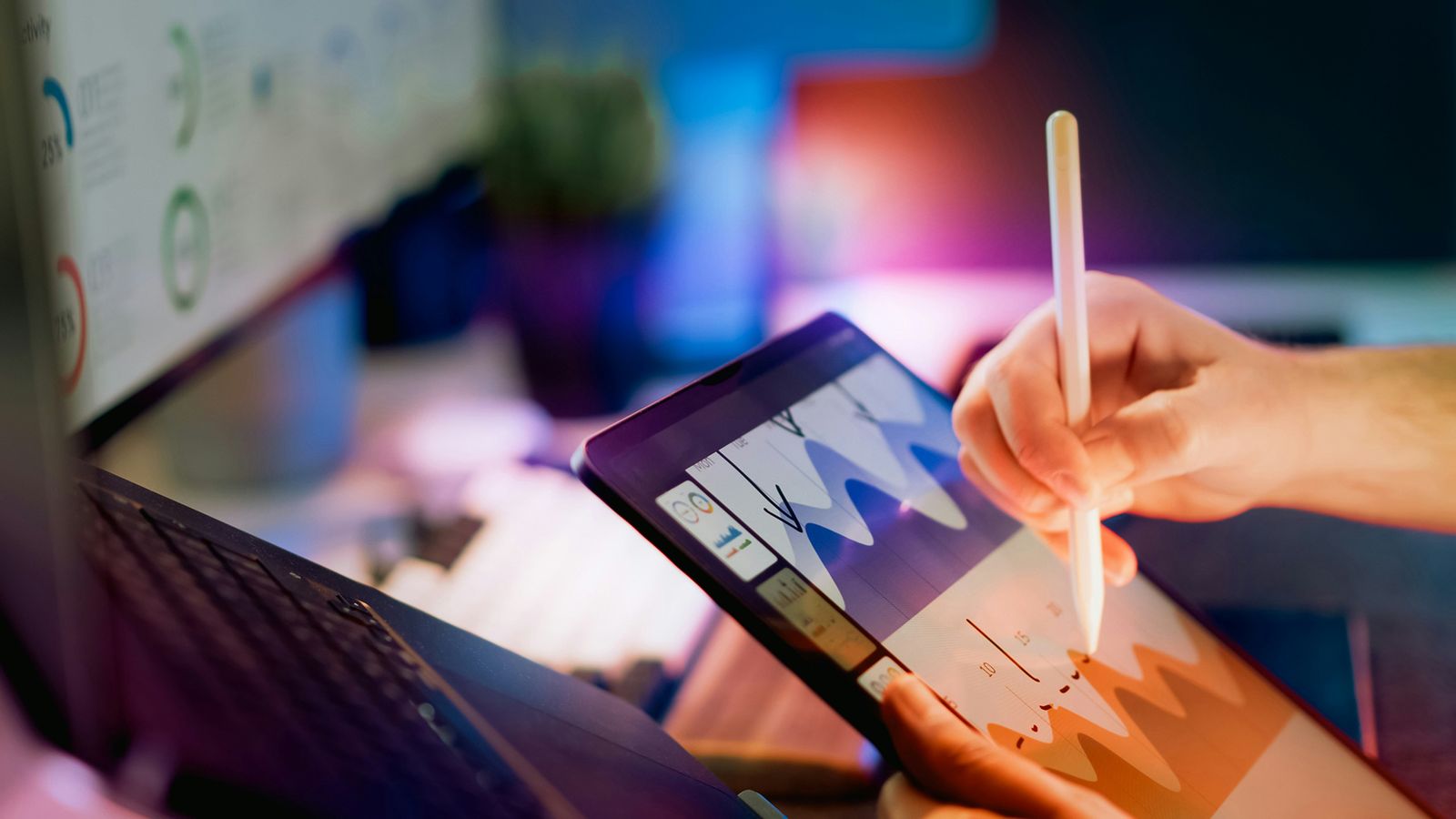 Performance marketing dashboard: turning campaigns into defendable revenue