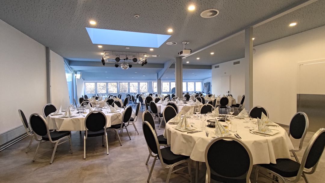 Sport- und Freizeitzentrum | Nähe Sierre & Sion