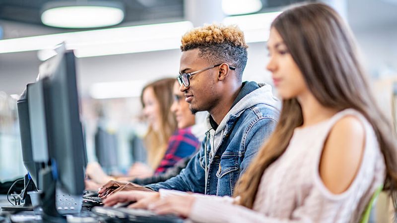 De Montfort University - Dubai