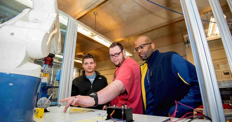 With mechatronics, ETSU preps students for the workforce - ETSU News
