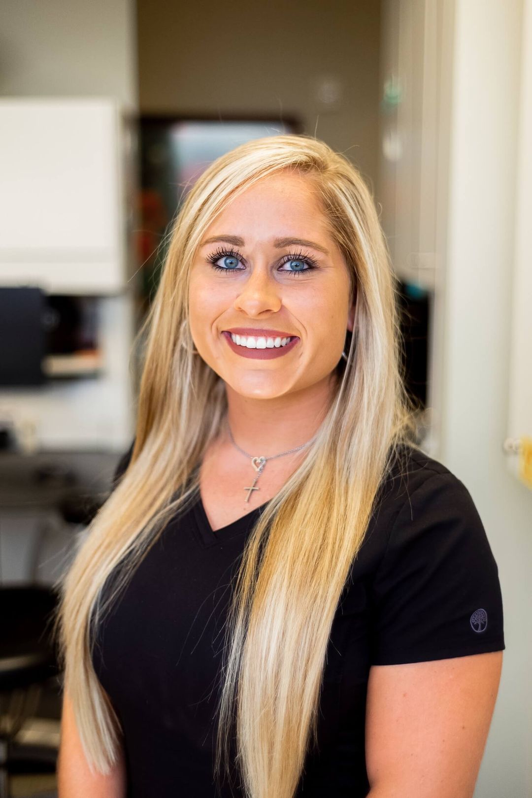 Why Food Gets Stuck Between Your Teeth: Causes and Solutions Explained