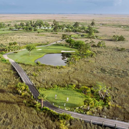 Xxx marlenyy messaged the booking agent to set up an