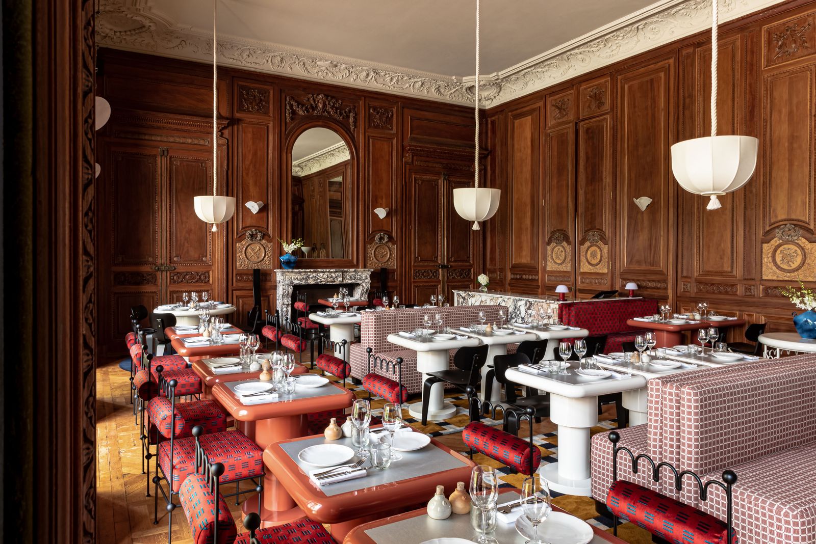 Restaurant & Bar | Cowley Manor Experimental | Luxury Hotel & Spa