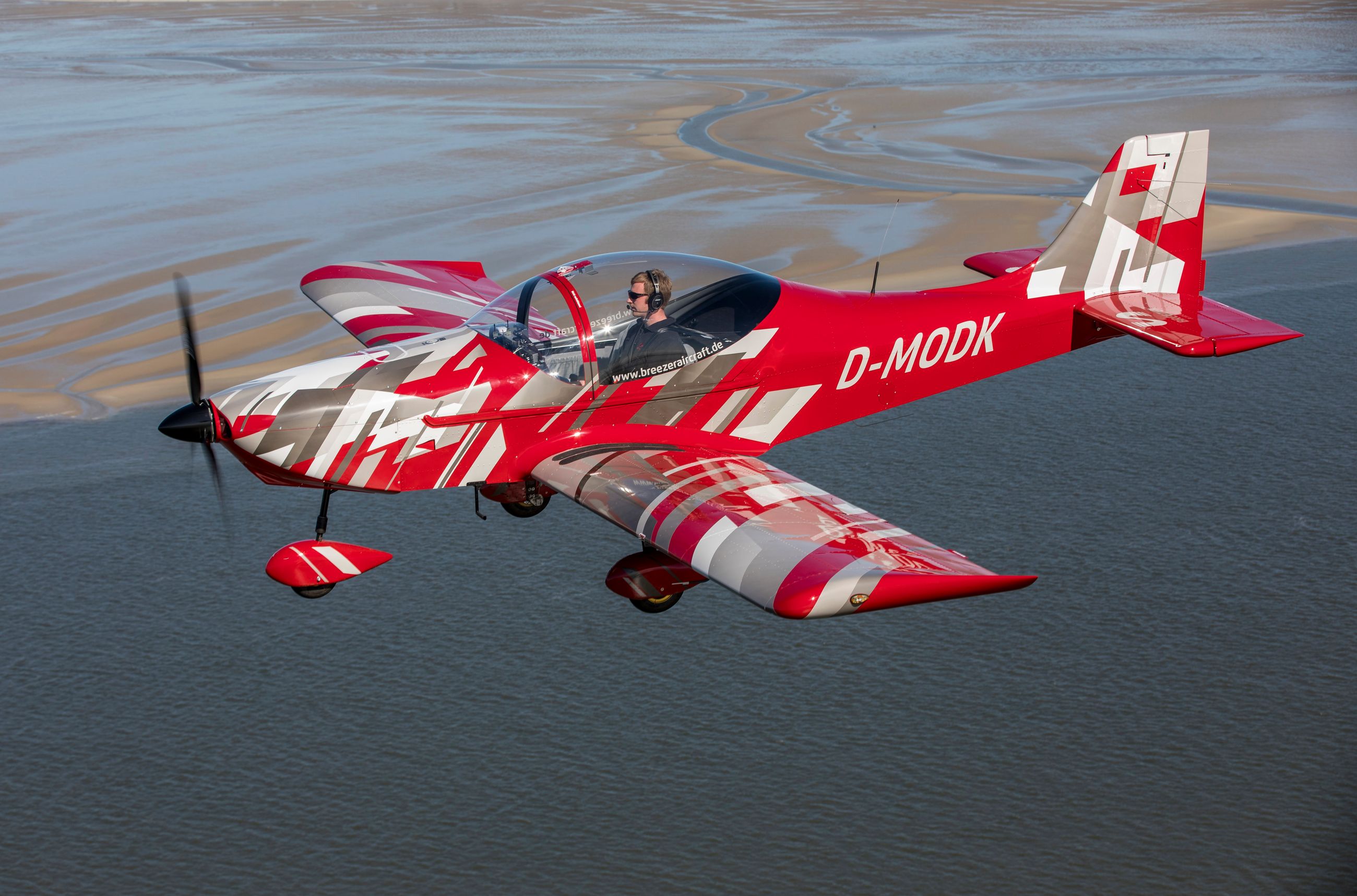 BREEZER AIRCRAFT. Passion – manufactured in Germany.