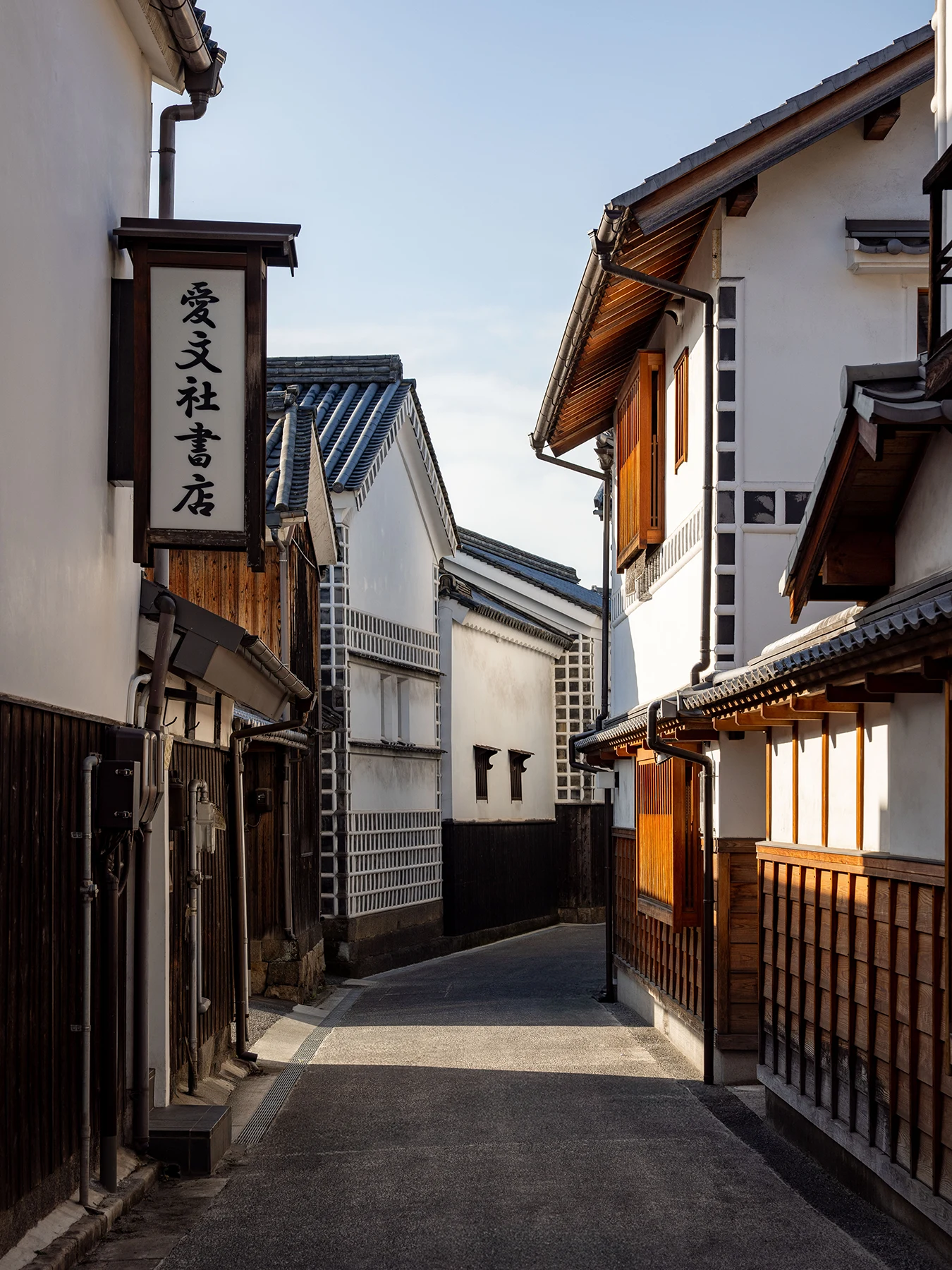 Shokunin: A Journey Through Japan's Traditional Craft Workshops — Views ...
