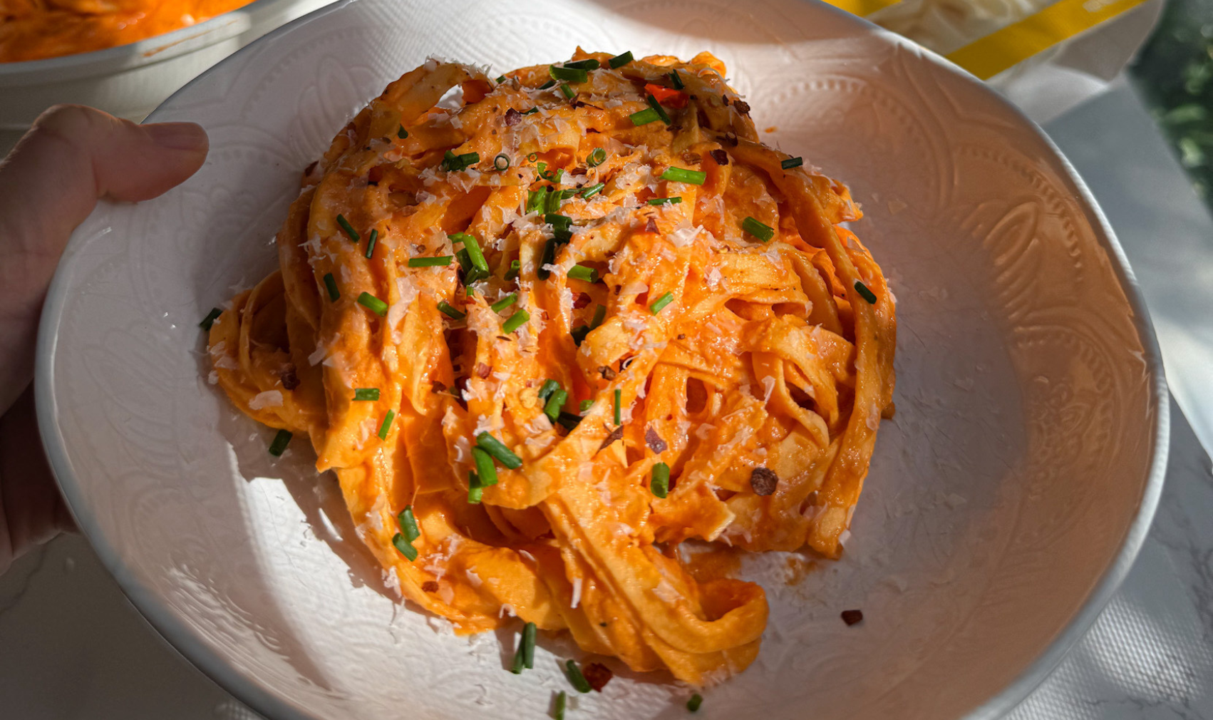 Egglife | Creamy Roasted Red Pepper Pasta