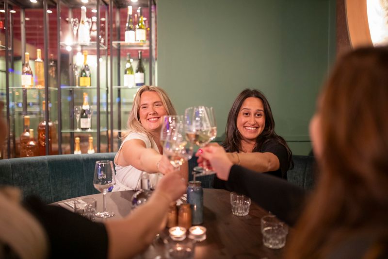 Bar Bruis | Het Bruisend Hart van Nieuw-Vennep