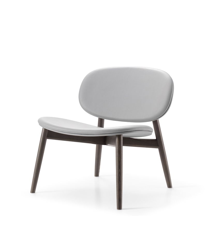 Smirk Lounge by Source International