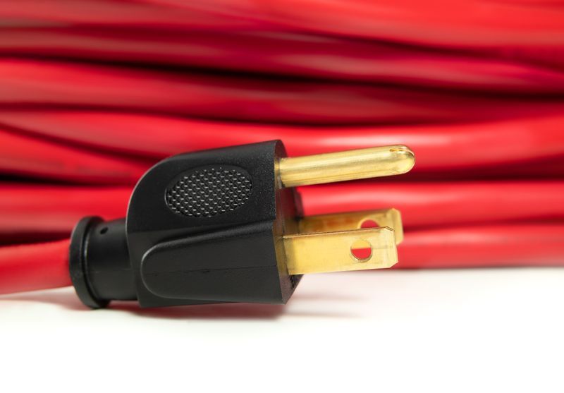 NEMA 1-15 Plug Guide: Safe Use, Legacy Design, Smart Fit | Monoprice