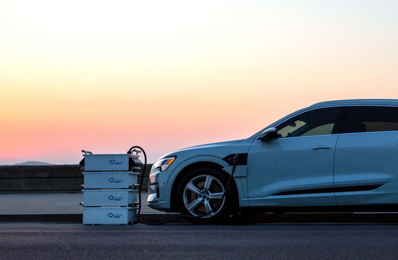 Roadie Portable | Portable EV Charging Station