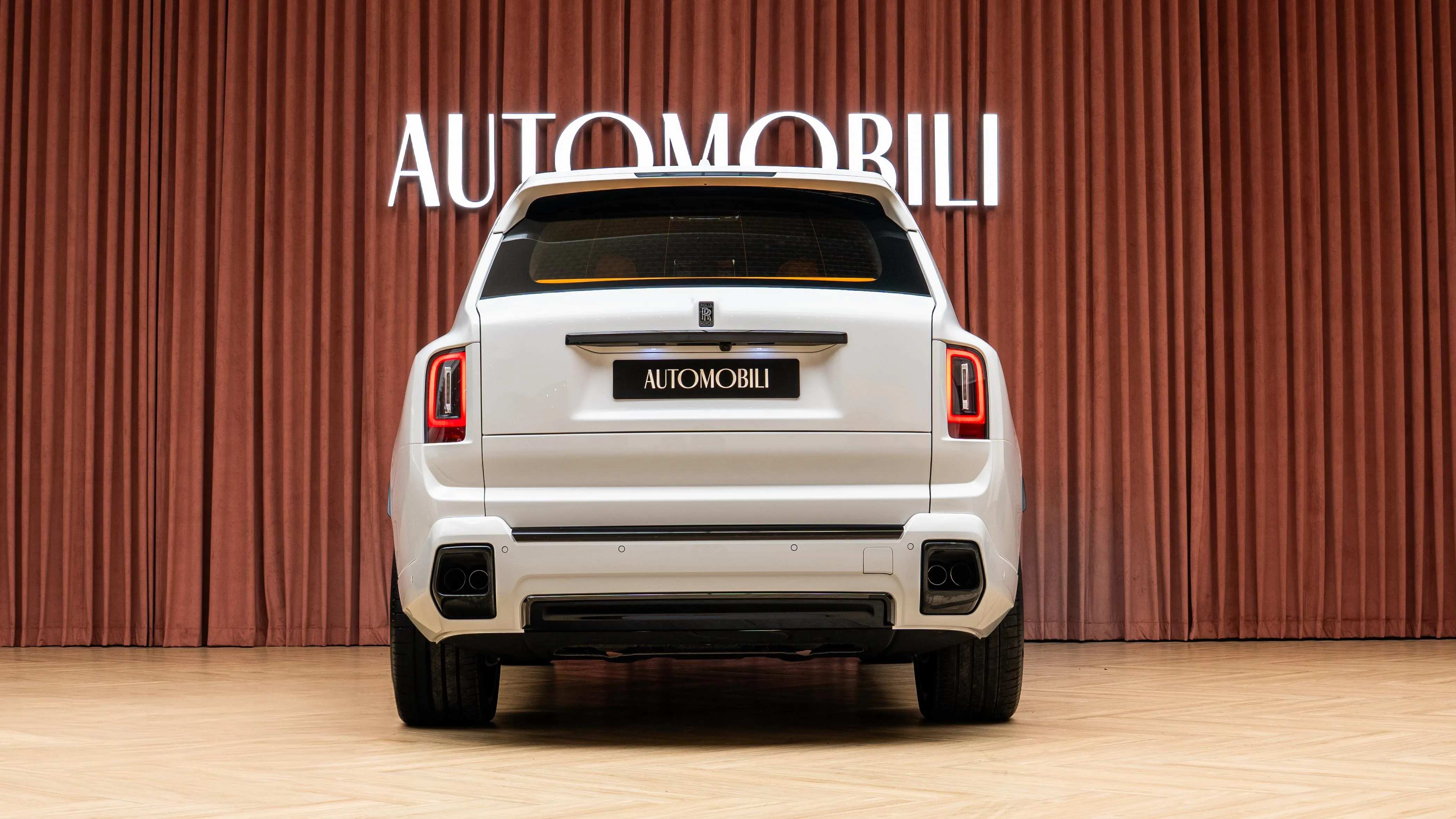 ROLLS-ROYCE CULLINAN SERIES II IN WHITE – AUTOMOBILI MOTORS