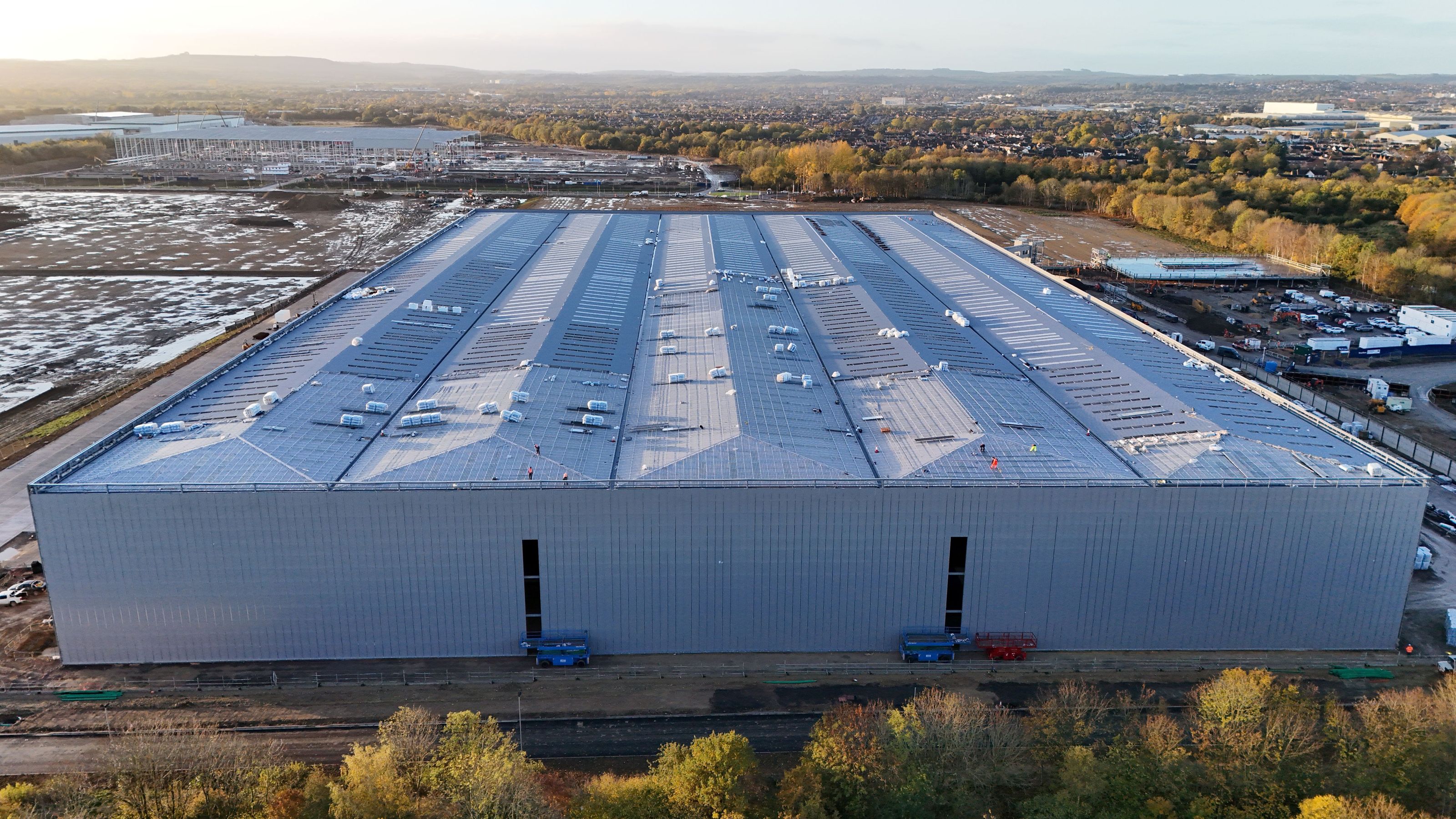 McLaren Construction Moves National Head Office to Canary Wharf