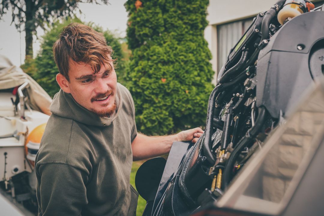 A Guide to Outboard Motor Installation for Boating Enthusiasts | All ...