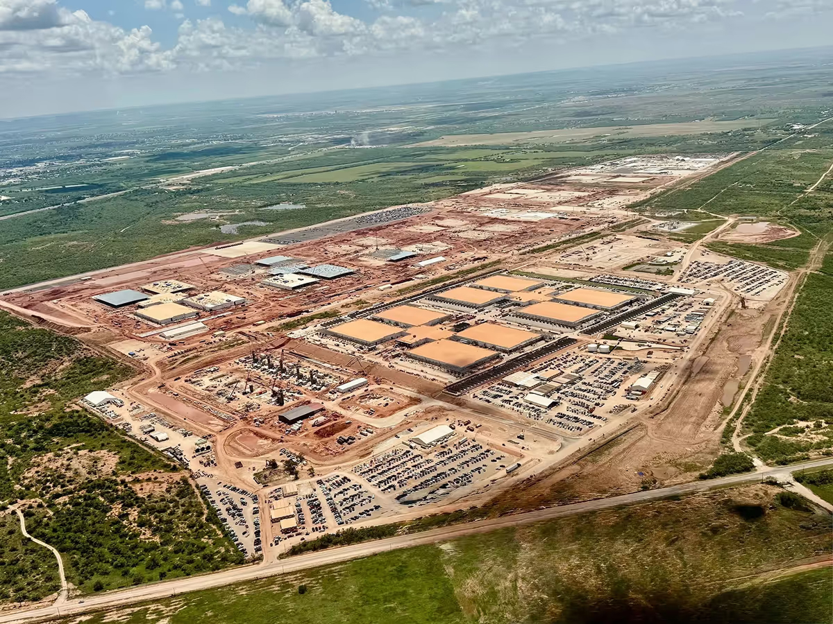 Crusoe Wins “North American Data Center Project of the Year” at 2025 ...