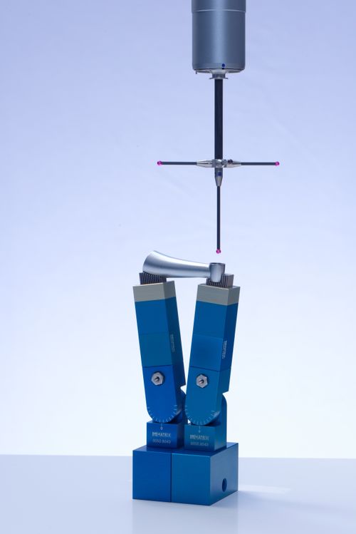 Modulares Spannsystem für Montage & Prüfplätze | MATRIX Blue Clamp