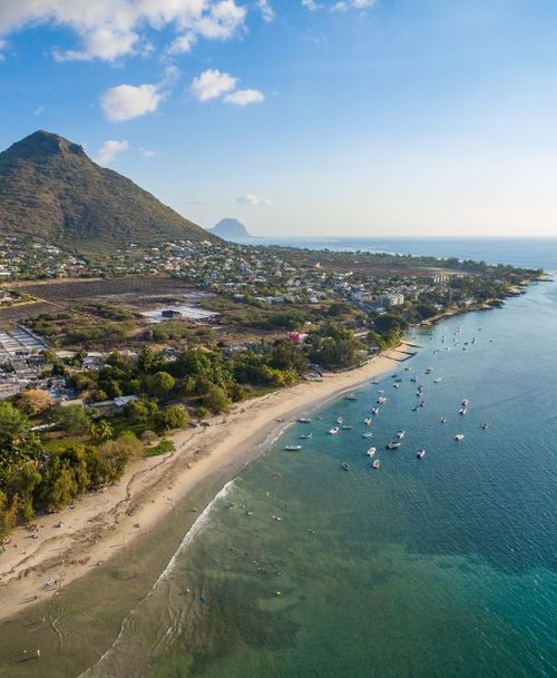 Discover Tamarin, Mauritius: nature, surf & local immersion