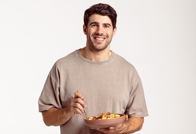 Home | OnTrac5 - Athlete cooking healthy recipes