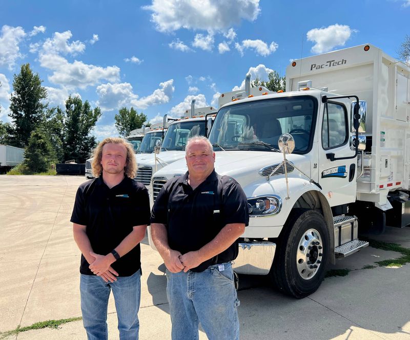 Side Loader Meaning and Definition Explained