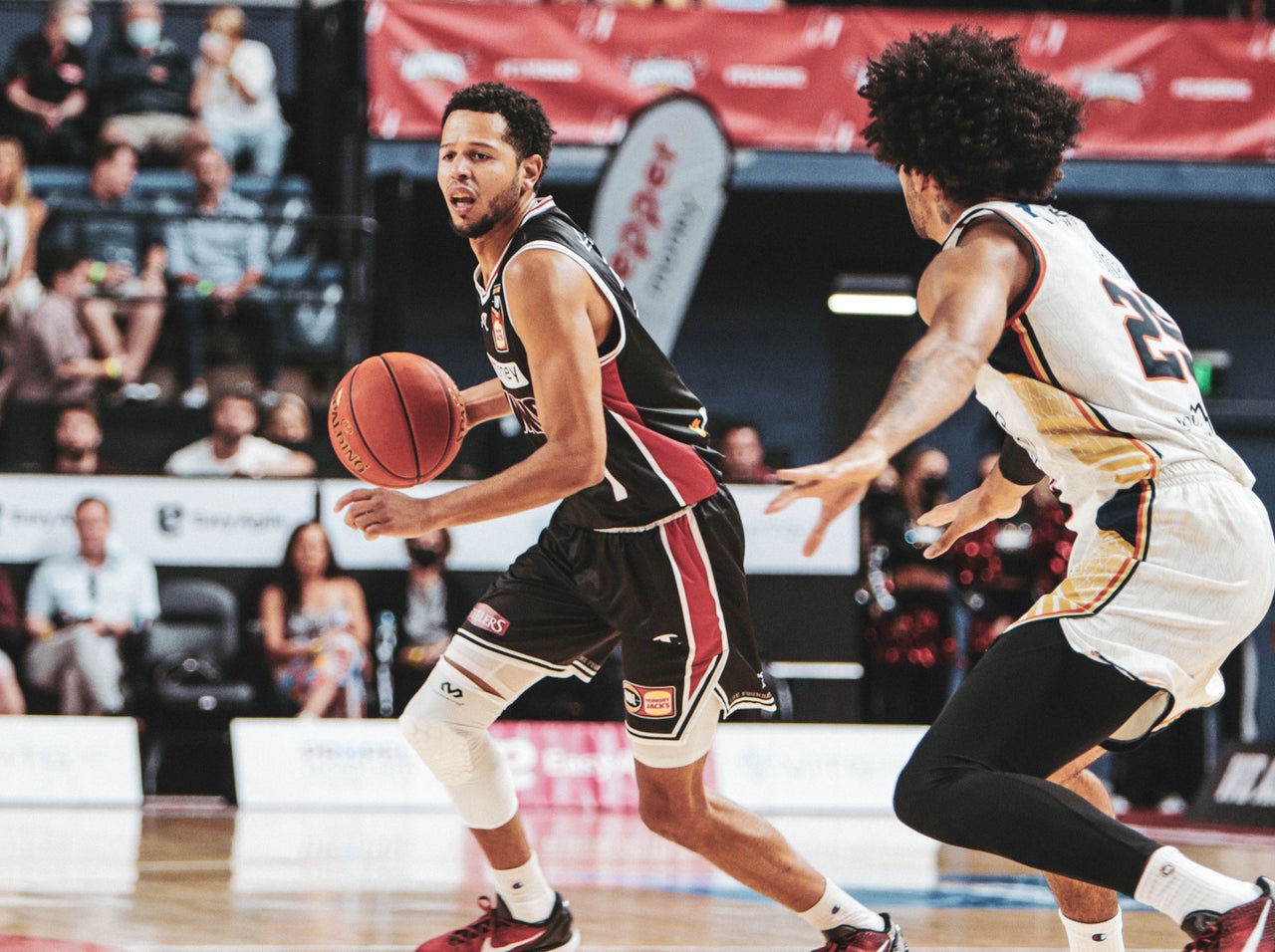 Hawks rise to fifth in power rankings | Illawarra Hawks